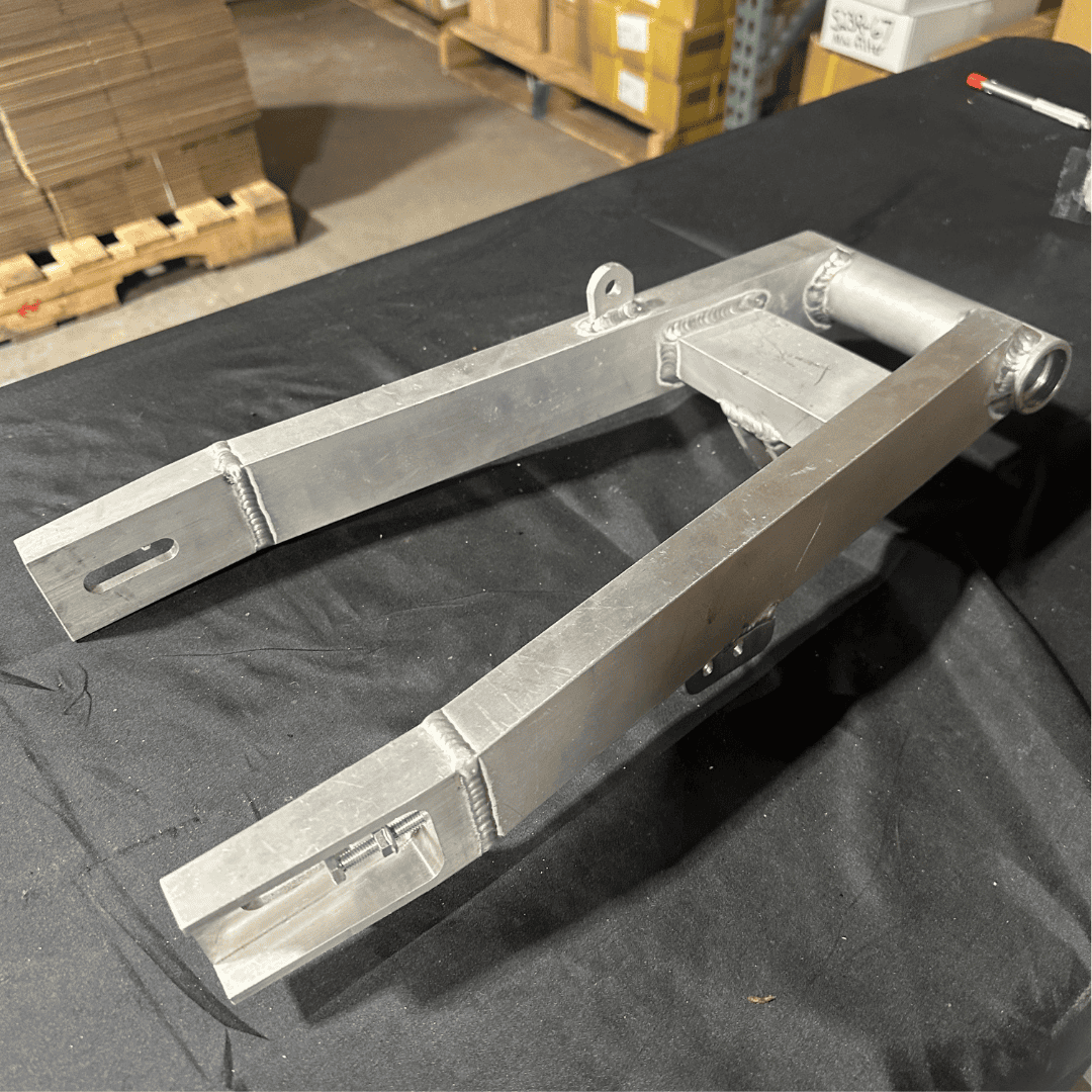 YSR Aluminum Custom Swingarm — Team Calamari / ZumasRus